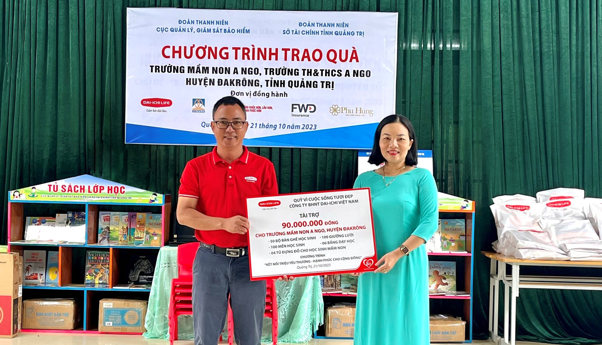 Dai-ichi Life Việt Nam tiếp sức đến trường cho học sinh vùng biên giới ...